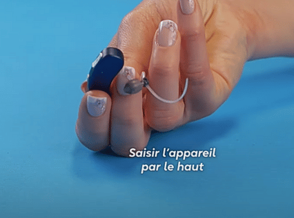 Comment mettre un appareil auditif BTE thin tube ? - Laboratoires Unisson